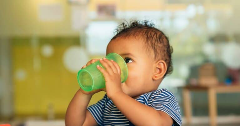When to introduce water in your baby's first year? | Dr Eileen Shi ...